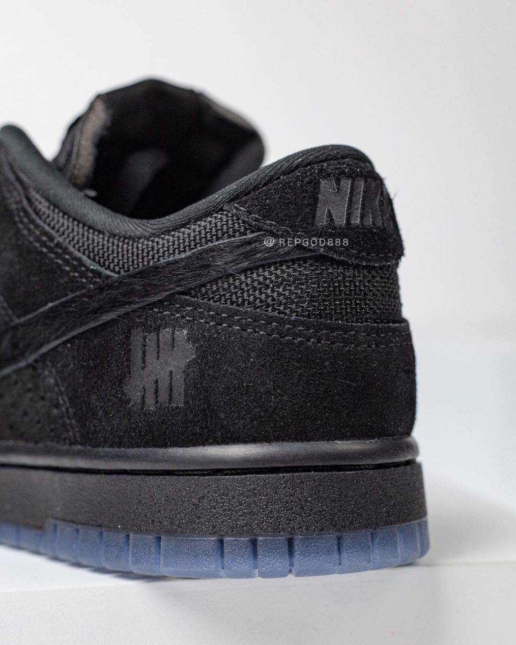 UNDEFEATED x Nike Dunk VS AF1 Triple Black登場！黑魂新成員加盟 - 球鞋 - SSwagger
